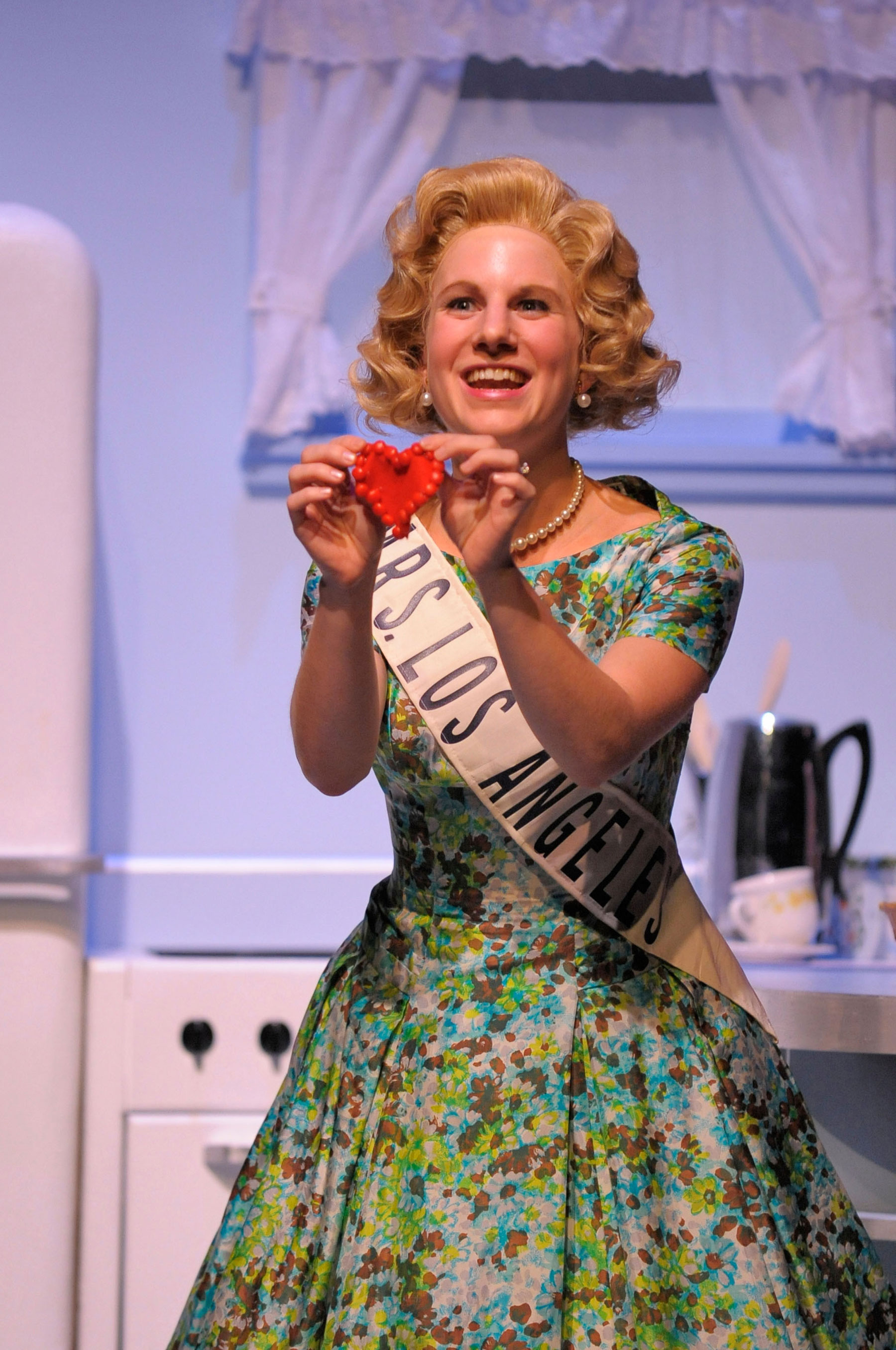 Mrs. California - Sarah Tundermann Design